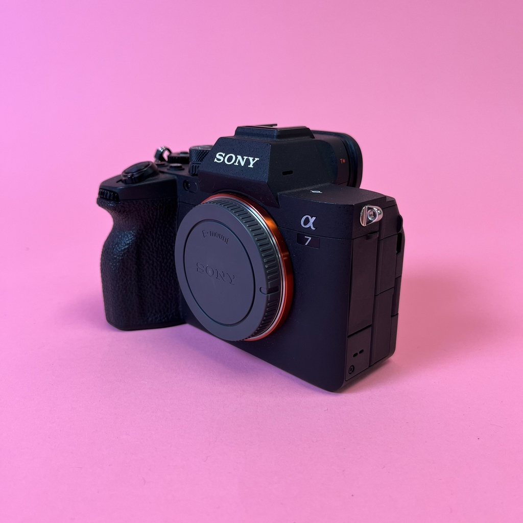 Sony a7IV Mirrorless Camera | Diff-e-rent